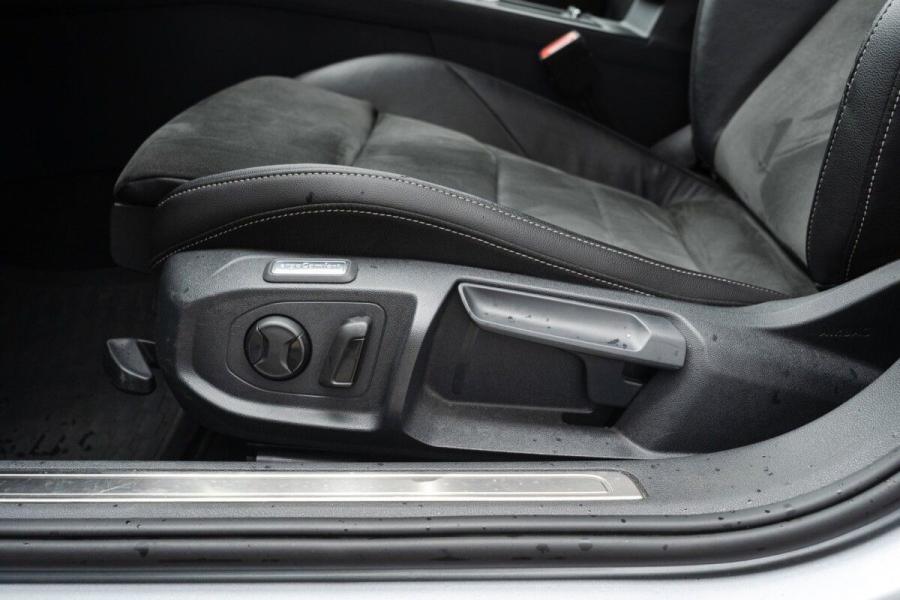 Pelēks Volkswagen Arteon 2023 Mārupe, ar dzinēja tilpumu 2.00 L un nobraukumu 84 tūkst. km par 28950 €, foto 11 vietnē AUTOMOTO.COM.LV
