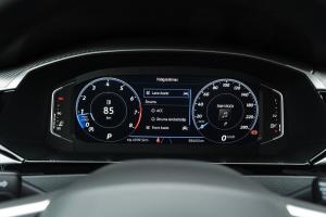Pelēks Volkswagen Arteon 2023 Mārupe, ar dzinēja tilpumu 2.00 L un nobraukumu 84 tūkst. km par 28950 €, foto 15 vietnē AUTOMOTO.COM.LV
