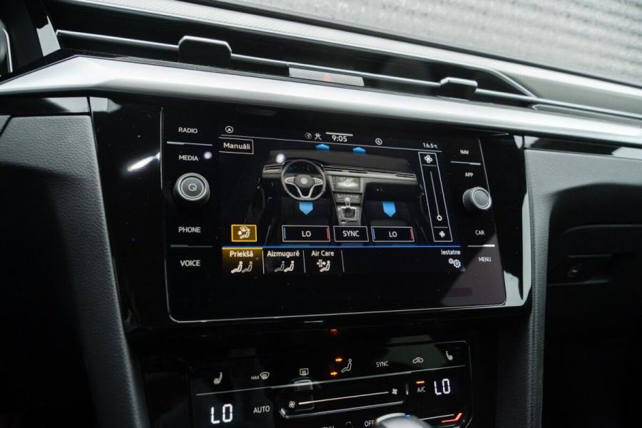 Pelēks Volkswagen Arteon 2023 Mārupe, ar dzinēja tilpumu 2.00 L un nobraukumu 84 tūkst. km par 28950 €, foto 23 vietnē AUTOMOTO.COM.LV