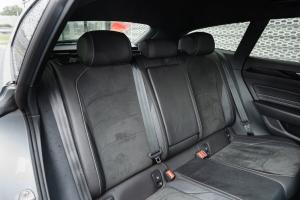 Pelēks Volkswagen Arteon 2023 Mārupe, ar dzinēja tilpumu 2.00 L un nobraukumu 84 tūkst. km par 28950 €, foto 28 vietnē AUTOMOTO.COM.LV