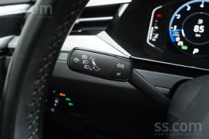 Pelēks Volkswagen Arteon 2023 Rīga, ar dzinēja tilpumu 2.00 L un nobraukumu 84 tūkst. km par 28950 €, foto 14 vietnē AUTOMOTO.COM.LV