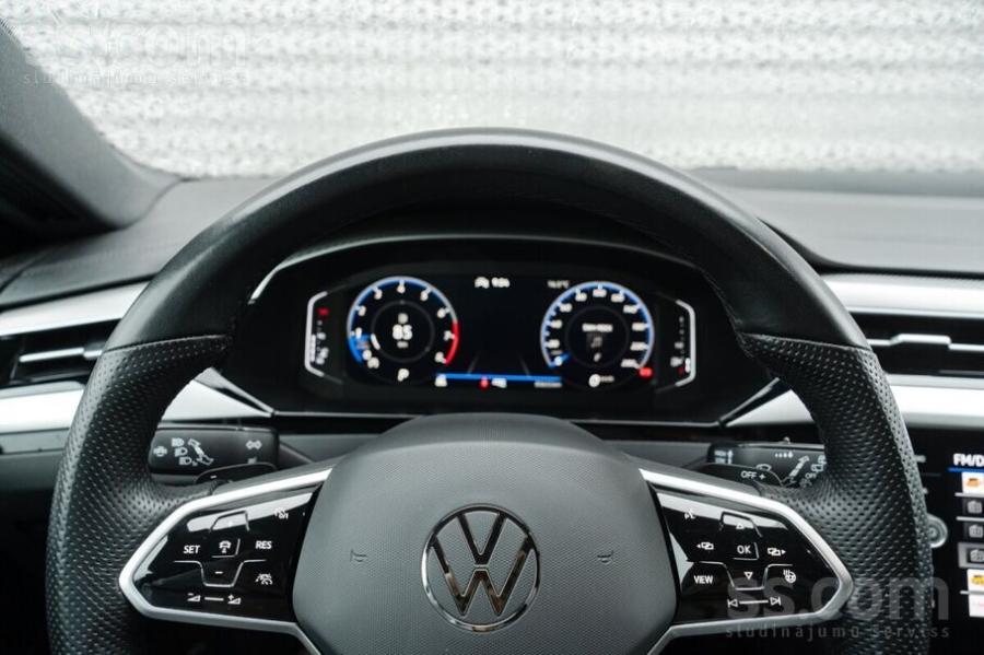 Pelēks Volkswagen Arteon 2023 Rīga, ar dzinēja tilpumu 2.00 L un nobraukumu 84 tūkst. km par 28950 €, foto 17 vietnē AUTOMOTO.COM.LV