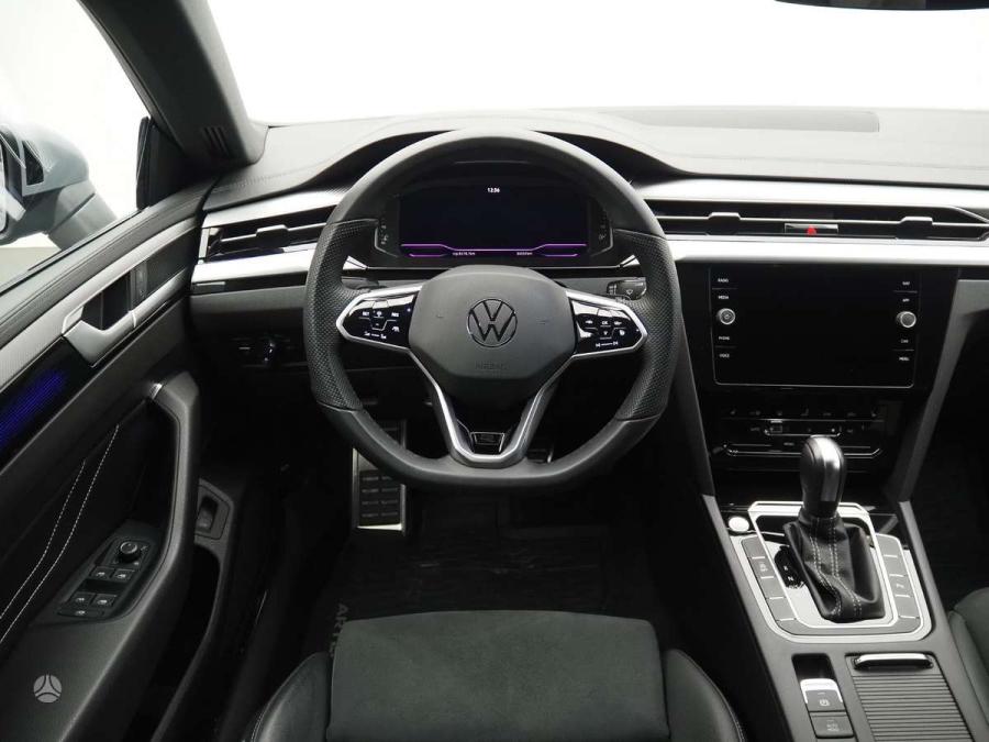 Grey Volkswagen Arteon 2024 in Vilnius, with an engine capacity of 1.98 L and mileage of 34 thousand km for 32900 €, photo 18 on AUTOMOTO.COM.LV