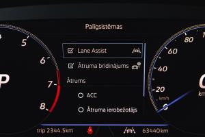 Pelēks Volkswagen Arteon 2024 Ventspils, ar dzinēja tilpumu 2.00 L un nobraukumu 59 tūkst. km par 33650 €, foto 22 vietnē AUTOMOTO.COM.LV