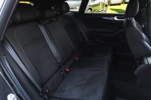 Pelēks Volkswagen Arteon 2024 Ventspils, ar dzinēja tilpumu 2.00 L un nobraukumu 59 tūkst. km par 33650 €, foto 34 vietnē AUTOMOTO.COM.LV
