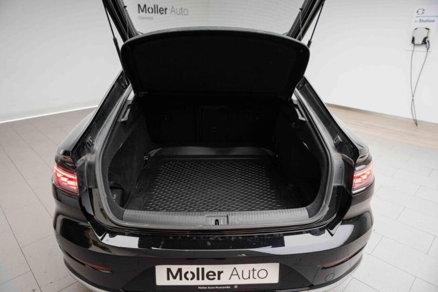 Volkswagen Arteon 2021 in Peetri, with an engine capacity of 2.00 L and mileage of 90 thousand km for 25900 €, photo 14 on AUTOMOTO.COM.LV