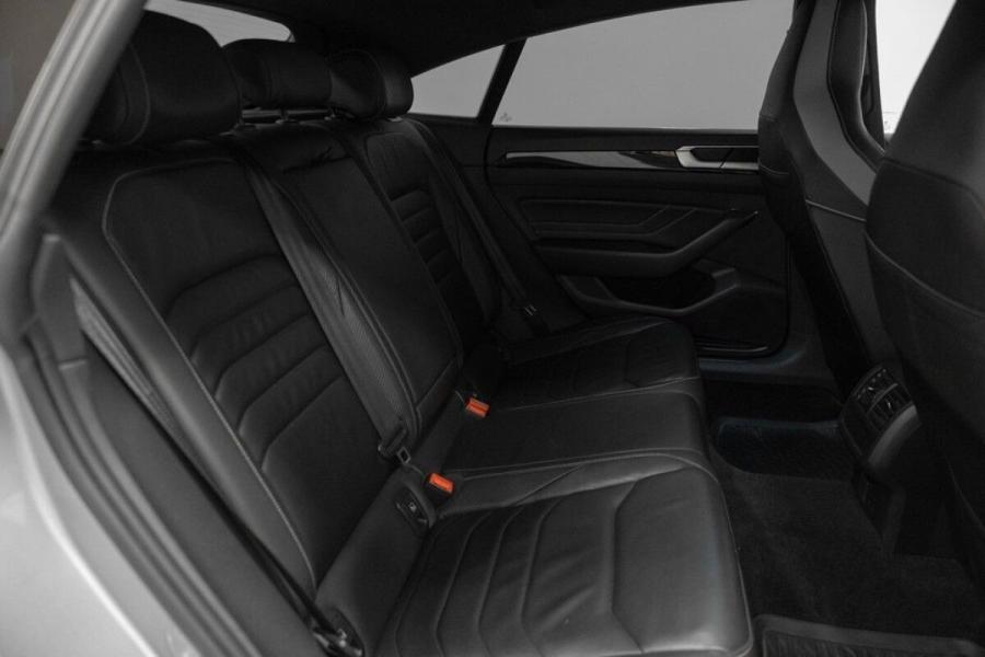 Volkswagen Arteon 2022 Viļņa, ar dzinēja tilpumu 1.40 L un nobraukumu 131 tūkst. km par 24900 €, foto 12 vietnē AUTOMOTO.COM.LV