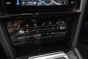 Volkswagen Arteon 2022 Viļņa, ar dzinēja tilpumu 1.40 L un nobraukumu 131 tūkst. km par 24900 €, foto 24 vietnē AUTOMOTO.COM.LV