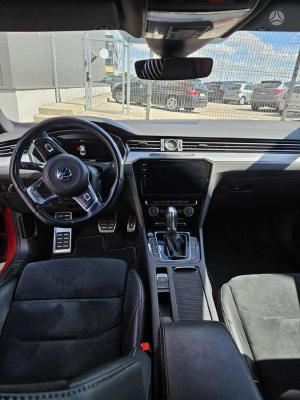 Red Volkswagen Arteon 2019 in Kaunas, with an engine capacity of 2.00 L and mileage of 180 thousand km for 17500 €, photo 8 on AUTOMOTO.COM.LV