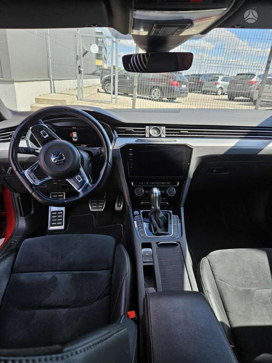 Red Volkswagen Arteon 2019 in Kaunas, with an engine capacity of 2.00 L and mileage of 180 thousand km for 17500 €, photo 8 on AUTOMOTO.COM.LV