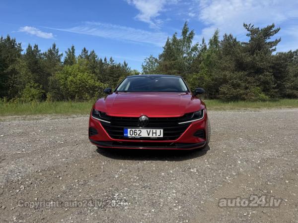 Red Volkswagen Arteon 2021 in Tallinn, with an engine capacity of 2.00 L and mileage of 102 thousand km for 22500 €, photo 2 on AUTOMOTO.COM.LV