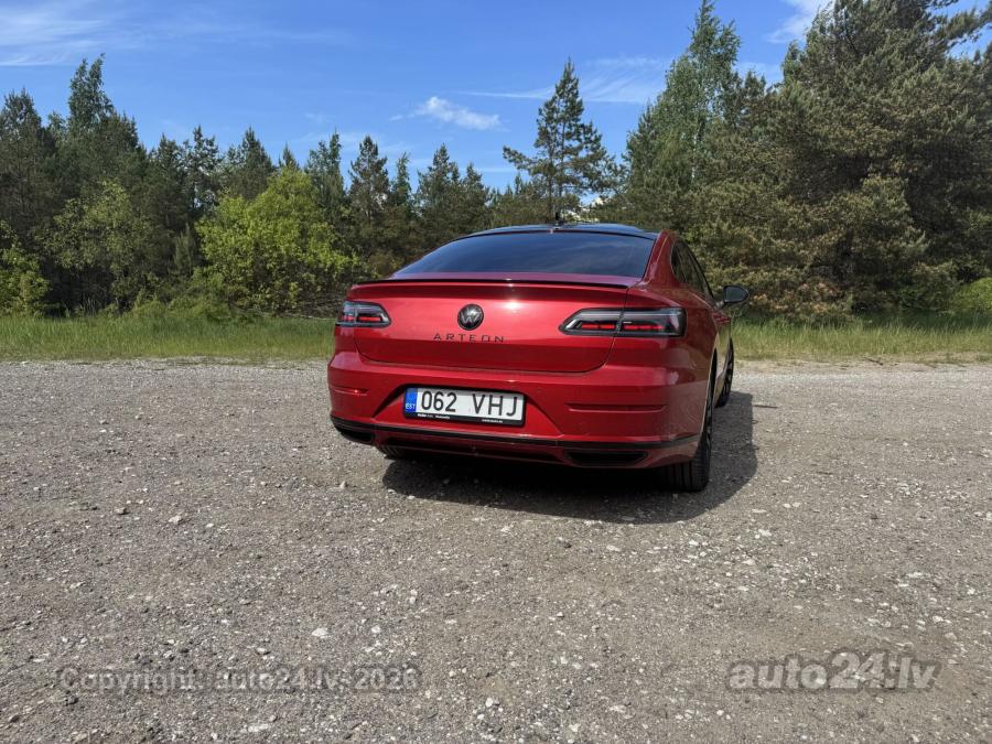 Red Volkswagen Arteon 2021 in Tallinn, with an engine capacity of 2.00 L and mileage of 102 thousand km for 22500 €, photo 5 on AUTOMOTO.COM.LV
