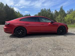 Red Volkswagen Arteon 2021 in Tallinn, with an engine capacity of 2.00 L and mileage of 102 thousand km for 22500 €, photo 8 on AUTOMOTO.COM.LV
