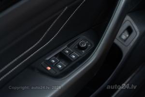 Sarkans Volkswagen Arteon 2021 Tallina, ar dzinēja tilpumu 2.00 L un nobraukumu 99 tūkst. km par 23490 €, foto 17 vietnē AUTOMOTO.COM.LV