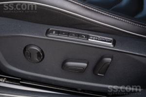 Sarkans Volkswagen Arteon 2022 Rīga, ar dzinēja tilpumu 2.00 L un nobraukumu 115 tūkst. km par 27950 €, foto 25 vietnē AUTOMOTO.COM.LV