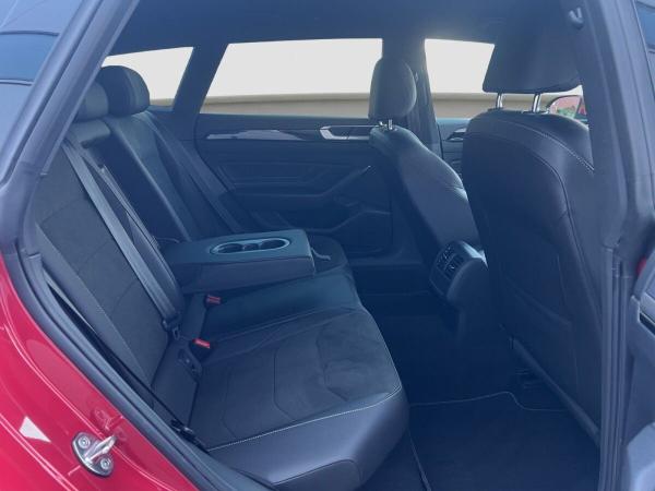 Sarkans Volkswagen Arteon 2022 Pērnava, ar dzinēja tilpumu 1.40 L un nobraukumu 118 tūkst. km par 25000 €, foto 7 vietnē AUTOMOTO.COM.LV