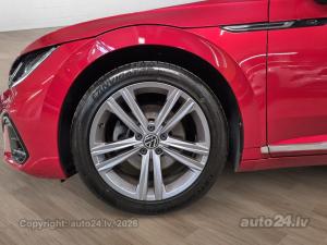 Sarkans Volkswagen Arteon 2022 Tallina, ar dzinēja tilpumu 2.00 L un nobraukumu 100 tūkst. km par 27990 €, foto 16 vietnē AUTOMOTO.COM.LV