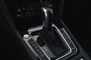 Volkswagen Arteon 2022 in Ventspils, with an engine capacity of 1.40 L and mileage of 130 thousand km for 24650 €, photo 28 on AUTOMOTO.COM.LV