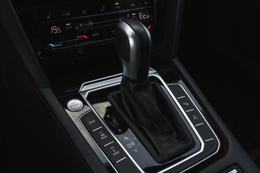 Volkswagen Arteon 2022 in Ventspils, with an engine capacity of 1.40 L and mileage of 130 thousand km for 24650 €, photo 28 on AUTOMOTO.COM.LV