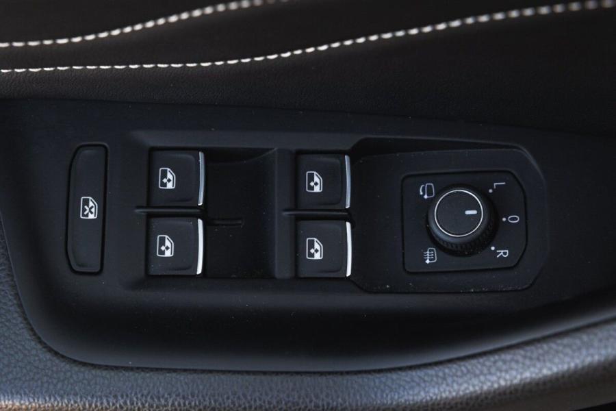 Volkswagen Arteon 2022 in Ventspils, with an engine capacity of 1.40 L and mileage of 130 thousand km for 24650 €, photo 35 on AUTOMOTO.COM.LV