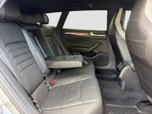 Volkswagen Arteon 2022 in Parnu, with an engine capacity of 2.00 L and mileage of 44 thousand km for 36900 €, photo 7 on AUTOMOTO.COM.LV