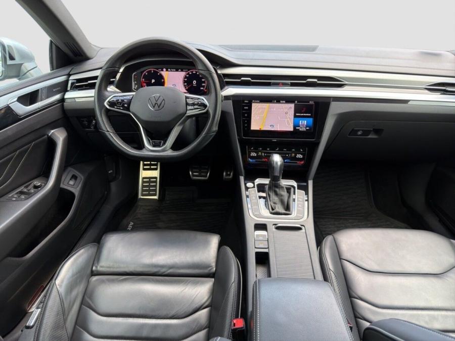Volkswagen Arteon 2022 in Parnu, with an engine capacity of 2.00 L and mileage of 44 thousand km for 36900 €, photo 8 on AUTOMOTO.COM.LV