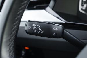 Volkswagen Arteon 2022 Rīga, ar dzinēja tilpumu 2.00 L un nobraukumu 121 tūkst. km par 23500 €, foto 13 vietnē AUTOMOTO.COM.LV