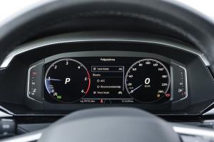 Volkswagen Arteon 2022 Rīga, ar dzinēja tilpumu 2.00 L un nobraukumu 121 tūkst. km par 23500 €, foto 14 vietnē AUTOMOTO.COM.LV