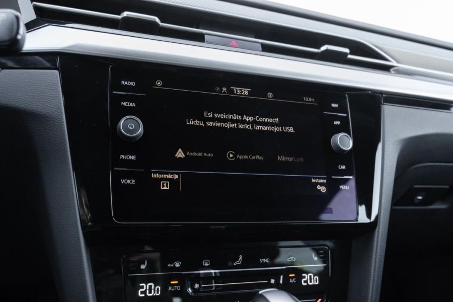 Volkswagen Arteon 2022 Rīga, ar dzinēja tilpumu 2.00 L un nobraukumu 121 tūkst. km par 23500 €, foto 20 vietnē AUTOMOTO.COM.LV