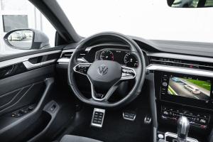 Volkswagen Arteon 2022 Rīga, ar dzinēja tilpumu 2.00 L un nobraukumu 121 tūkst. km par 23500 €, foto 28 vietnē AUTOMOTO.COM.LV