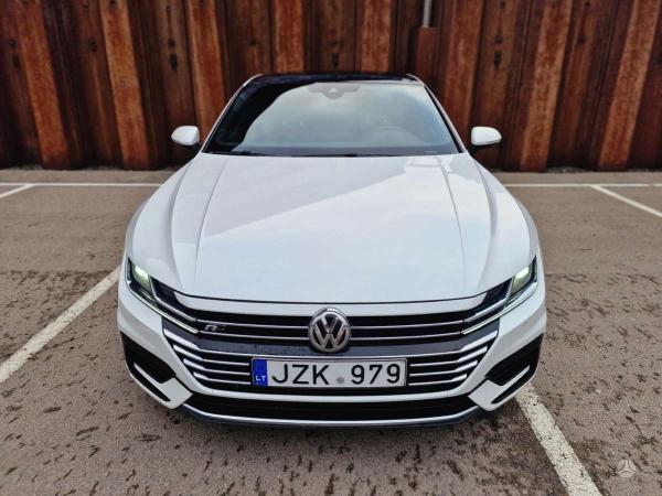 Balts Volkswagen Arteon 2017 Kauņa, ar dzinēja tilpumu 1.97 L un nobraukumu 240 tūkst. km par 18500 €, foto 1 vietnē AUTOMOTO.COM.LV