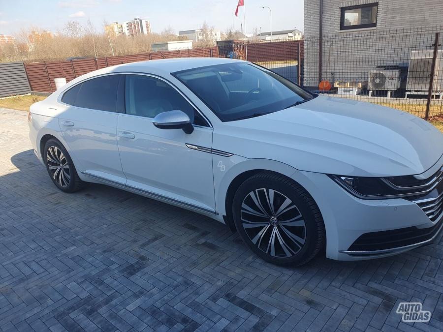 Balts Volkswagen Arteon 2017 Jonava, ar dzinēja tilpumu 2.00 L un nobraukumu 23 tūkst. km par 16900 €, foto 5 vietnē AUTOMOTO.COM.LV