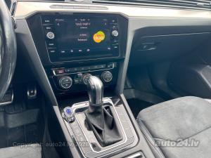 Balts Volkswagen Arteon 2017 Paide, ar dzinēja tilpumu 2.00 L un nobraukumu 0 tūkst. km par 10500 €, foto 12 vietnē AUTOMOTO.COM.LV