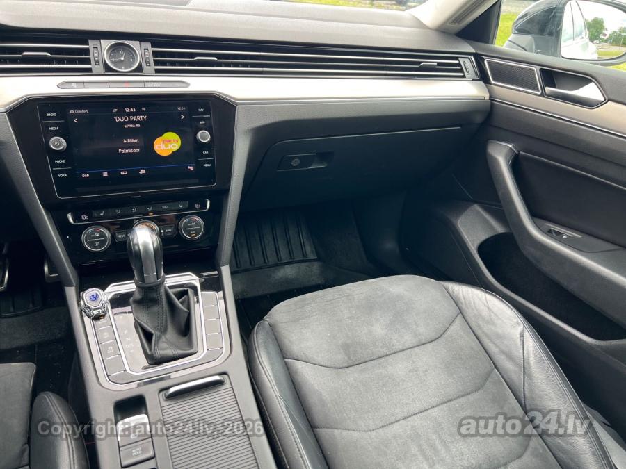 Balts Volkswagen Arteon 2017 Paide, ar dzinēja tilpumu 2.00 L un nobraukumu 0 tūkst. km par 10500 €, foto 14 vietnē AUTOMOTO.COM.LV