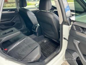 Balts Volkswagen Arteon 2017 Paide, ar dzinēja tilpumu 2.00 L un nobraukumu 0 tūkst. km par 10500 €, foto 17 vietnē AUTOMOTO.COM.LV