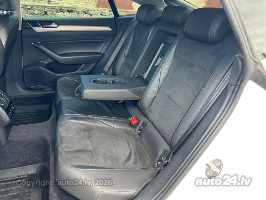 Balts Volkswagen Arteon 2017 Paide, ar dzinēja tilpumu 2.00 L un nobraukumu 0 tūkst. km par 10500 €, foto 18 vietnē AUTOMOTO.COM.LV