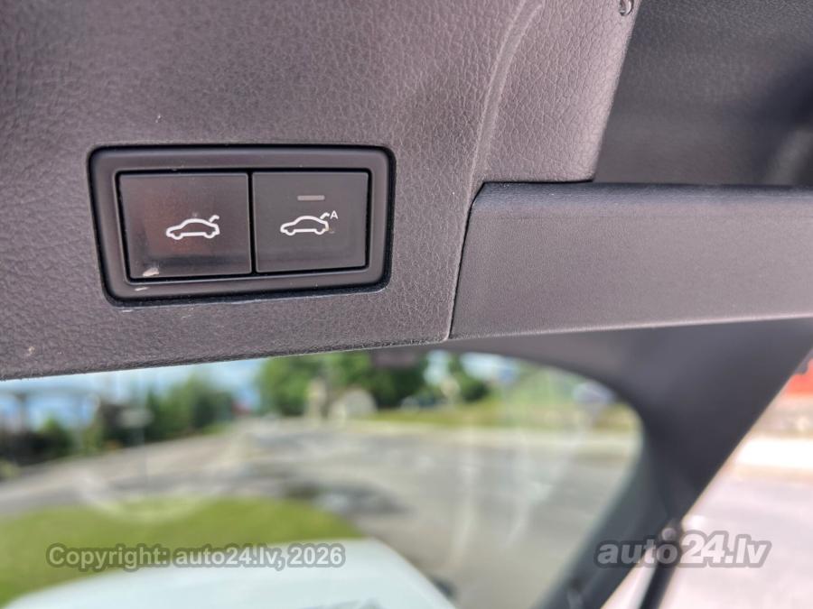 Balts Volkswagen Arteon 2017 Paide, ar dzinēja tilpumu 2.00 L un nobraukumu 0 tūkst. km par 10500 €, foto 22 vietnē AUTOMOTO.COM.LV