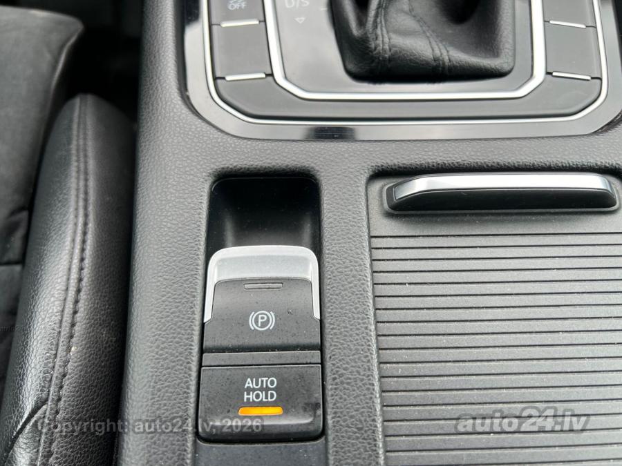 Balts Volkswagen Arteon 2017 Paide, ar dzinēja tilpumu 2.00 L un nobraukumu 0 tūkst. km par 10500 €, foto 23 vietnē AUTOMOTO.COM.LV
