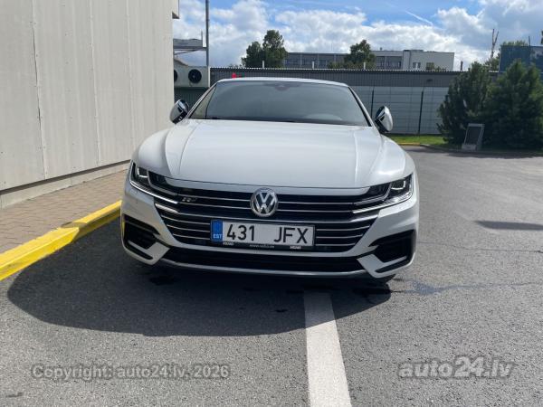 Balts Volkswagen Arteon 2017 Tallina, ar dzinēja tilpumu 2.00 L un nobraukumu 145 tūkst. km par 22300 €, foto 3 vietnē AUTOMOTO.COM.LV