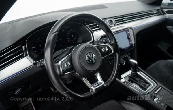 Balts Volkswagen Arteon 2018 Tallina, ar dzinēja tilpumu 2.00 L un nobraukumu 209 tūkst. km par 18999 €, foto 7 vietnē AUTOMOTO.COM.LV