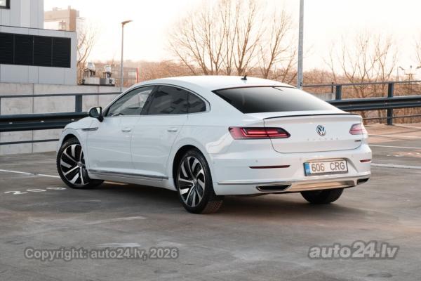 White Volkswagen Arteon 2018 in Tartu, with an engine capacity of 2.00 L and mileage of 174 thousand km for 20999 €, photo 4 on AUTOMOTO.COM.LV