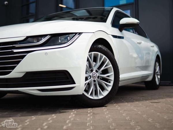 White Volkswagen Arteon 2018 in Marijampole, with an engine capacity of 1.50 L and mileage of 198 thousand km for 14950 €, photo 7 on AUTOMOTO.COM.LV