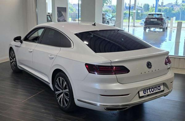 Balts Volkswagen Arteon 2018 Šauļi, ar dzinēja tilpumu 1.97 L un nobraukumu 145 tūkst. km par 18900 €, foto 3 vietnē AUTOMOTO.COM.LV