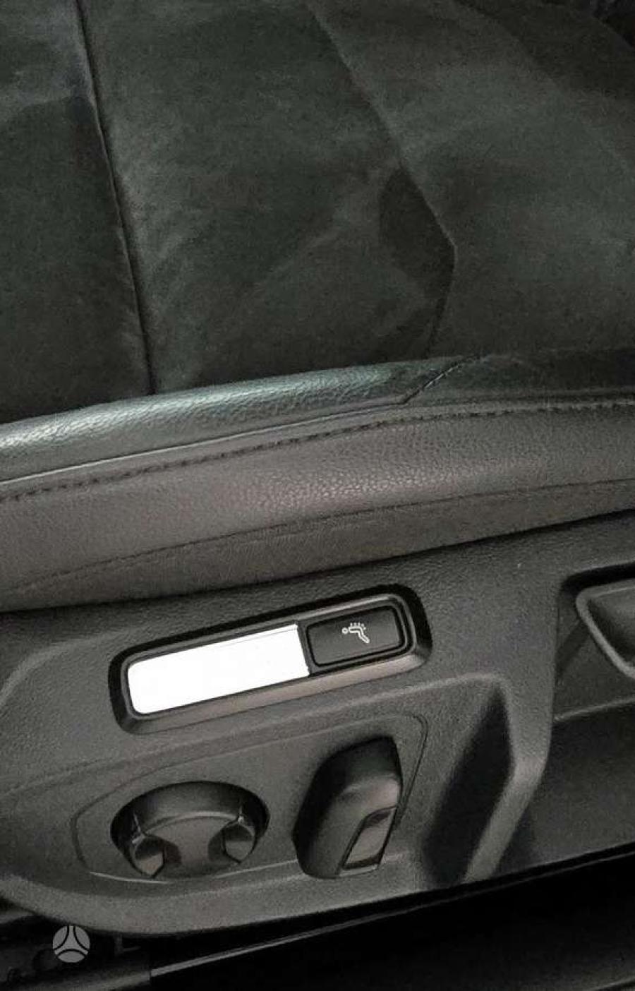 Balts Volkswagen Arteon 2018 Šauļi, ar dzinēja tilpumu 1.97 L un nobraukumu 145 tūkst. km par 18900 €, foto 14 vietnē AUTOMOTO.COM.LV