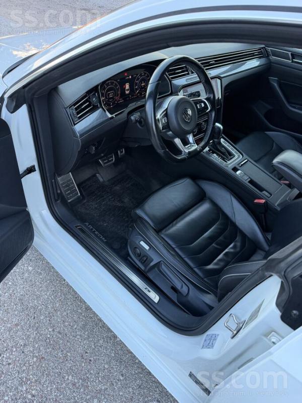 White Volkswagen Arteon 2018 in Riga, with an engine capacity of 2.00 L and mileage of 221 thousand km for 23000 €, photo 7 on AUTOMOTO.COM.LV