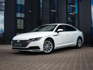 White Volkswagen Arteon 2018 in Kaunas, with an engine capacity of 1.50 L and mileage of 198 thousand km for 14950 €, photo 3 on AUTOMOTO.COM.LV
