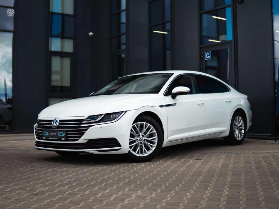 White Volkswagen Arteon 2018 in Kaunas, with an engine capacity of 1.50 L and mileage of 198 thousand km for 14950 €, photo 3 on AUTOMOTO.COM.LV