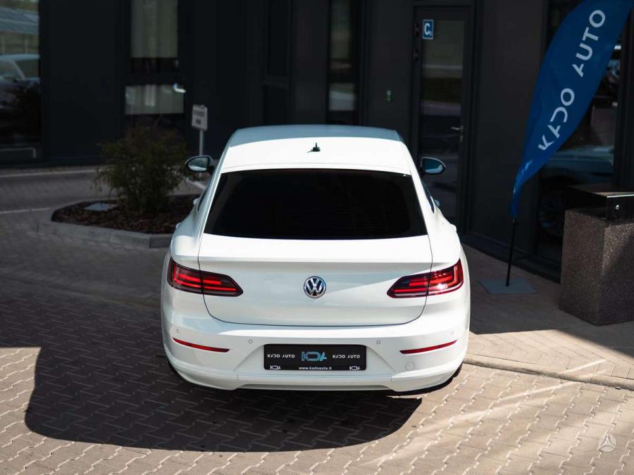 White Volkswagen Arteon 2018 in Kaunas, with an engine capacity of 1.50 L and mileage of 198 thousand km for 14950 €, photo 18 on AUTOMOTO.COM.LV