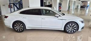 White Volkswagen Arteon 2018 in Siauliai, with an engine capacity of 1.97 L and mileage of 145 thousand km for 16900 €, photo 7 on AUTOMOTO.COM.LV