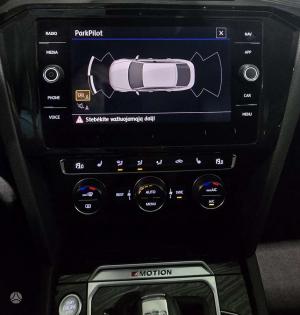 White Volkswagen Arteon 2018 in Siauliai, with an engine capacity of 1.97 L and mileage of 145 thousand km for 16900 €, photo 20 on AUTOMOTO.COM.LV